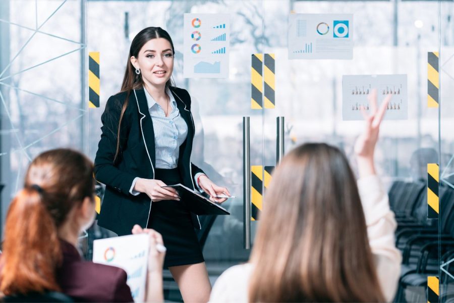 5 Effective Methods Of Employee Training You Should Know | EdWize